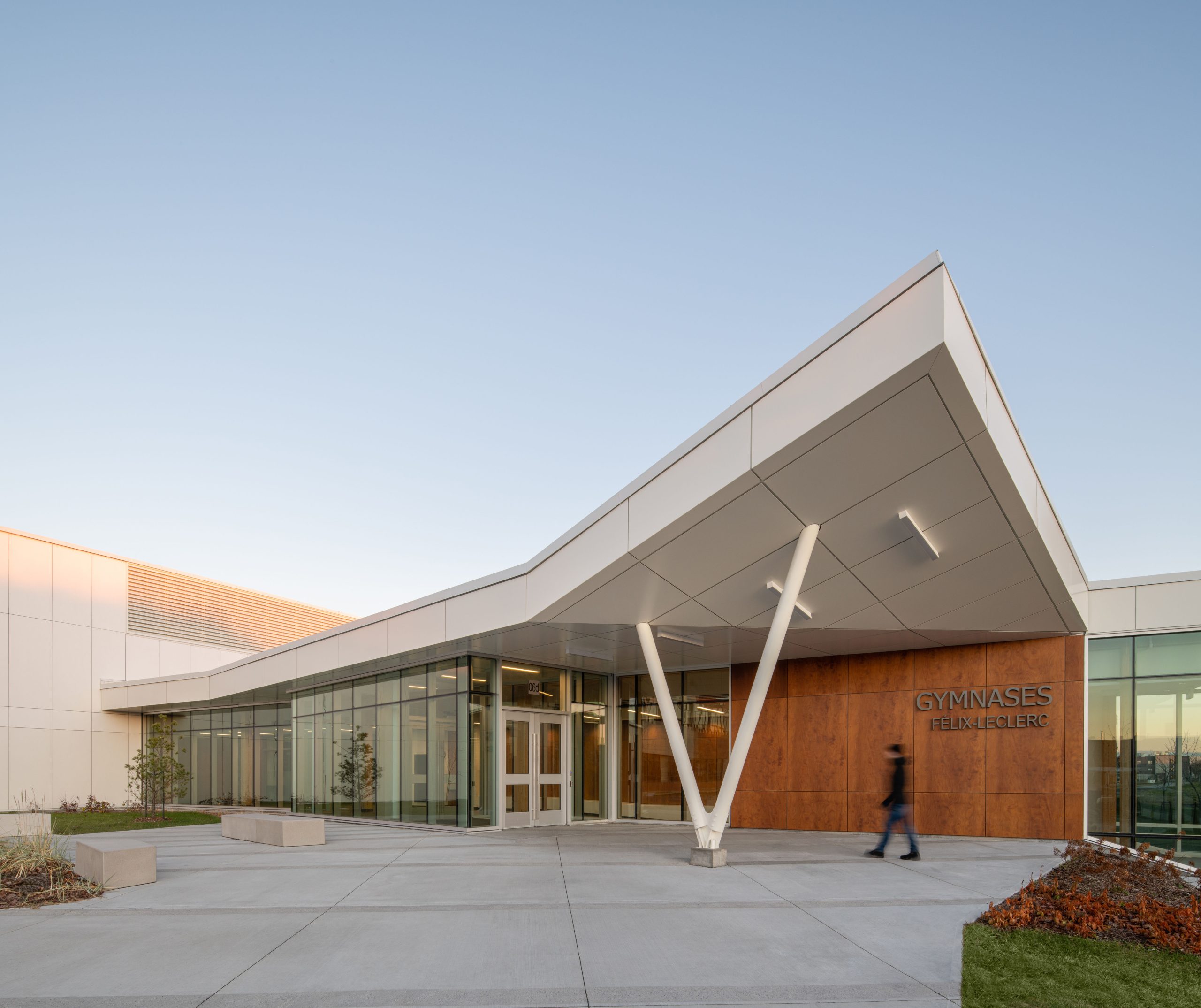 École secondaire Félix-Leclerc nouveau gymnase | Bergeron Thouin Associés